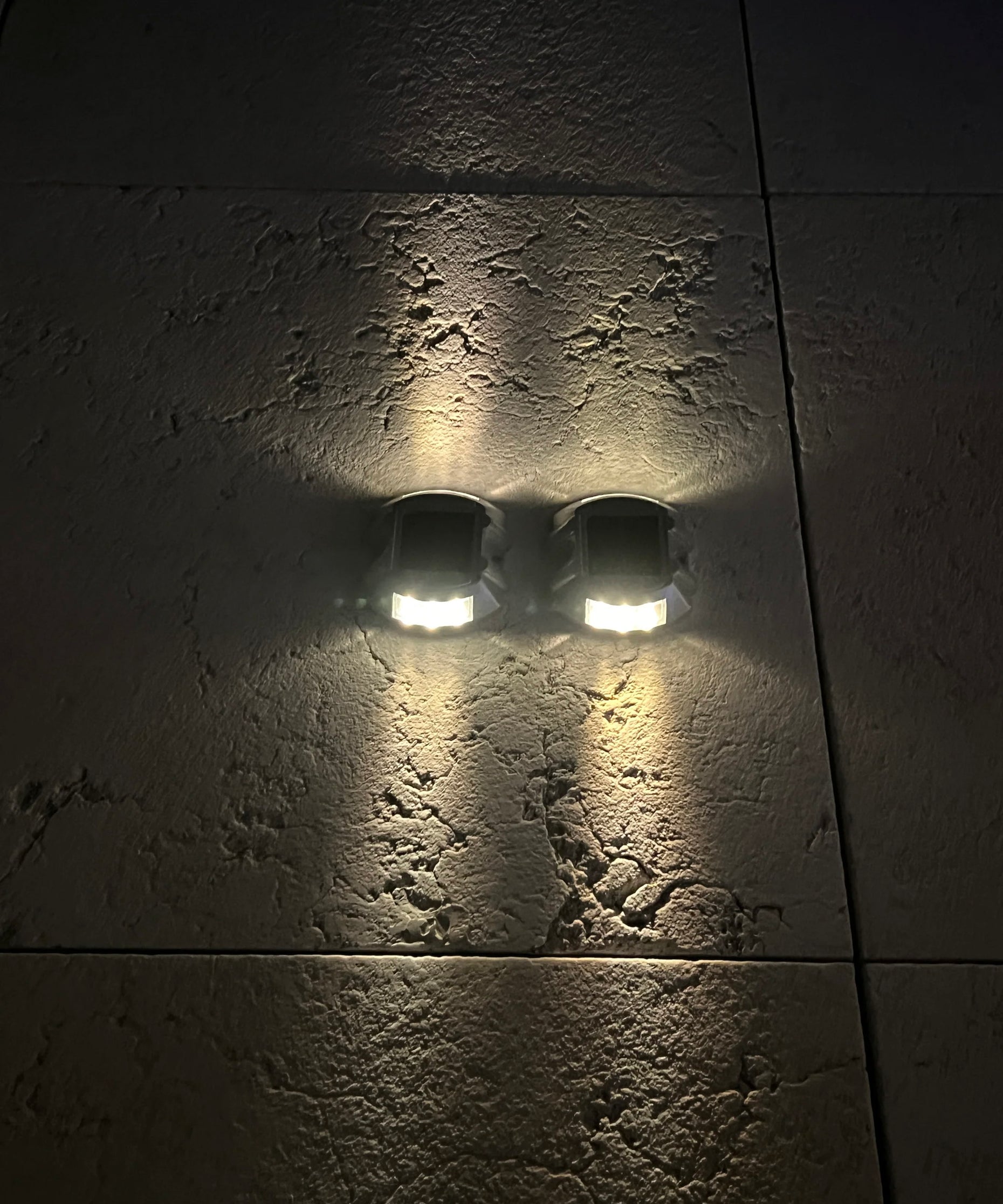 Solar LED Driveway Markers (2-pk) – Light Letter