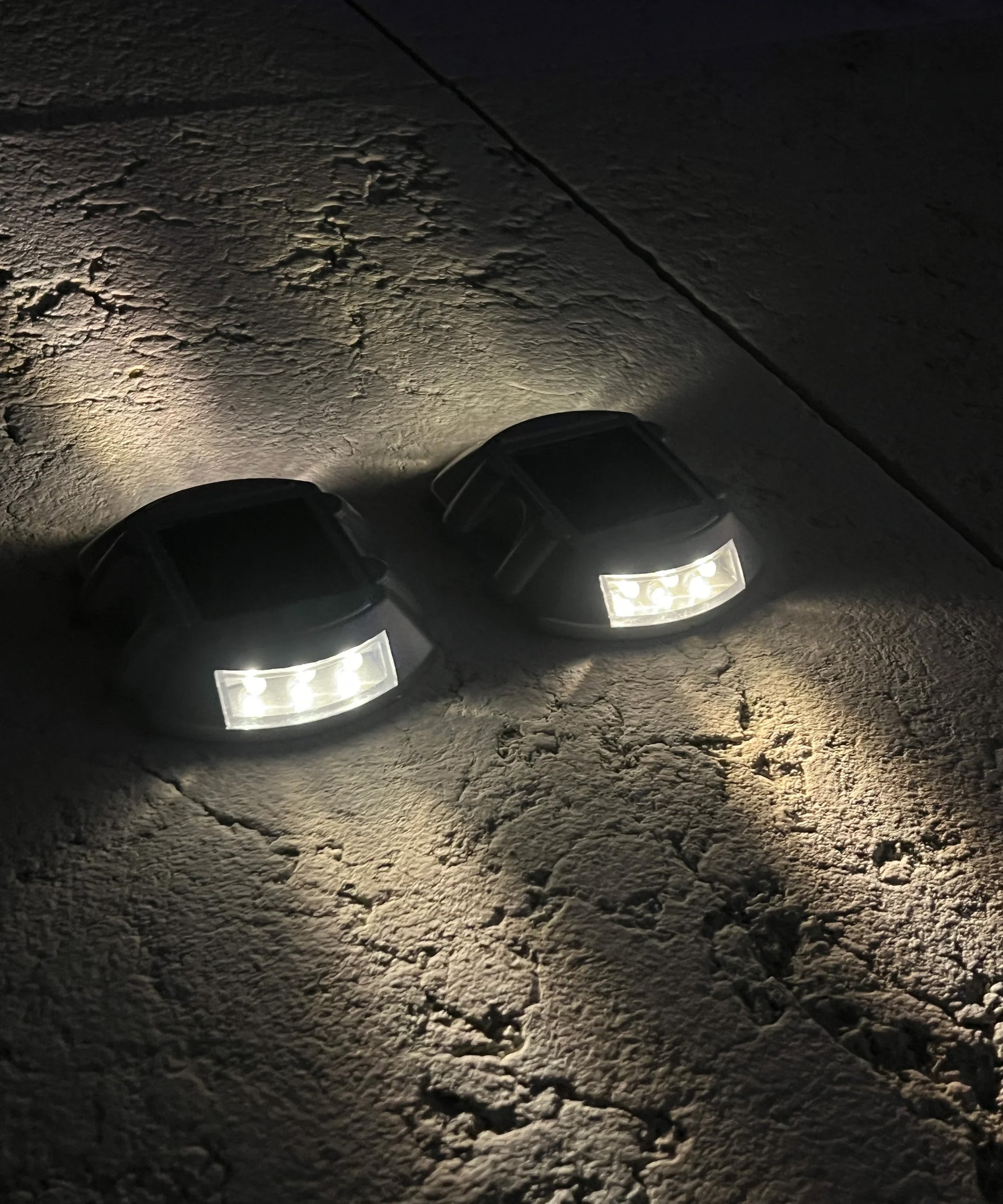 Solar LED Driveway Markers (2-pk) – Light Letter